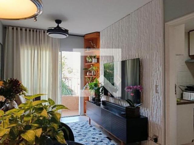 Apartamento à Venda Alto de Pinheiros, 2 Quartos, 68 m2
