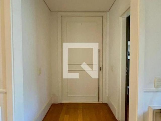 Apartamento à Venda Alto de Pinheiros, 2 Quartos, 350 m2
