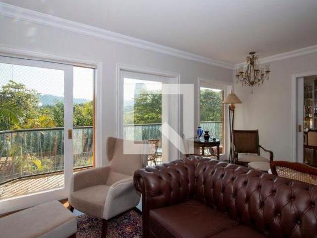 Apartamento à Venda Alto de Pinheiros, 4 Quartos, 210 m2