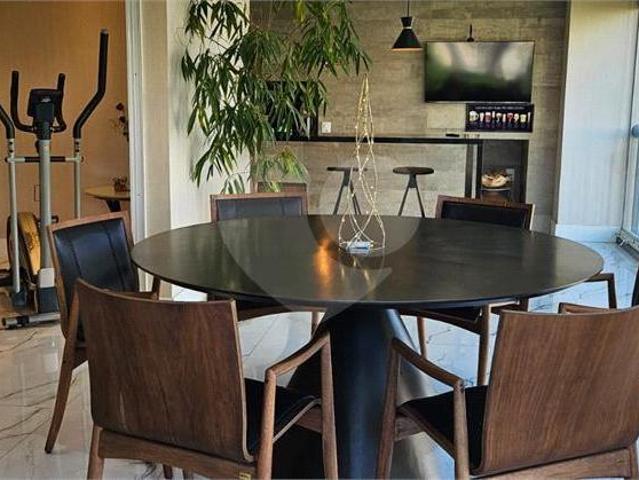 Apartamento a venda alto padrão em SANTANA