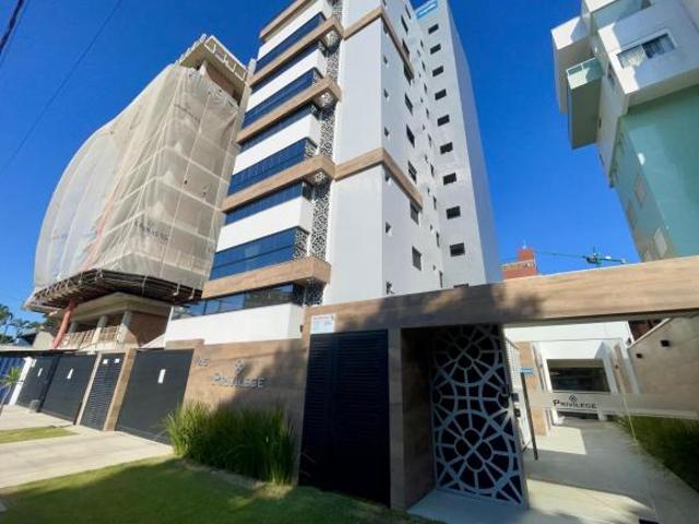 Apartamento a venda amplo, com Vista panorâmica permanente a venda em Guaratuba