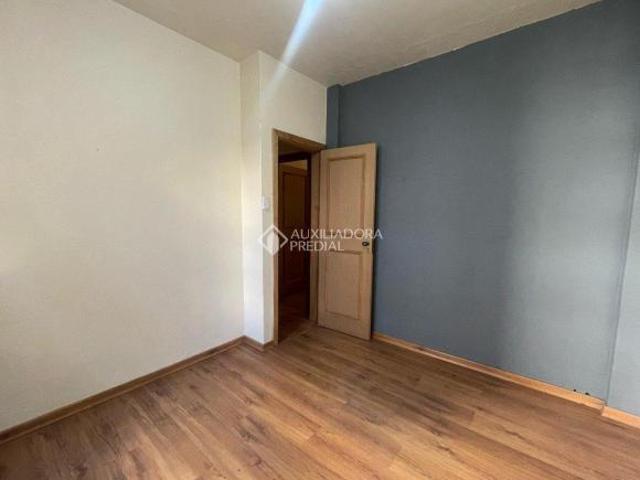 Apartamento à Venda Amplo, Reformado e com Vista Livre