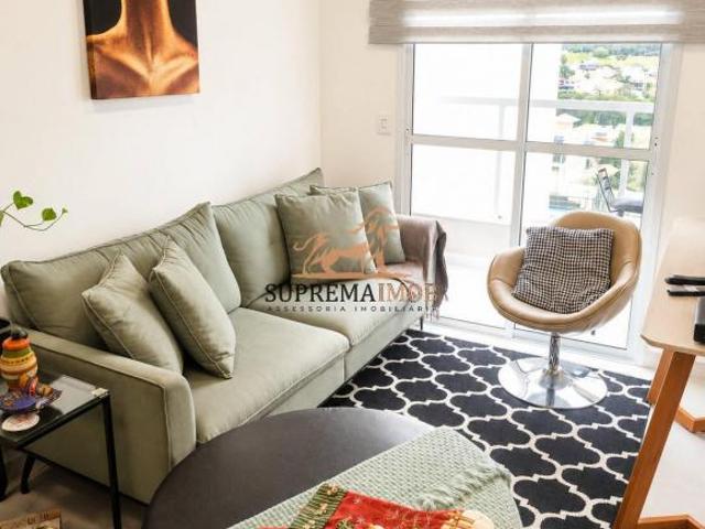 Apartamento à venda andar alto no Parque Campolim