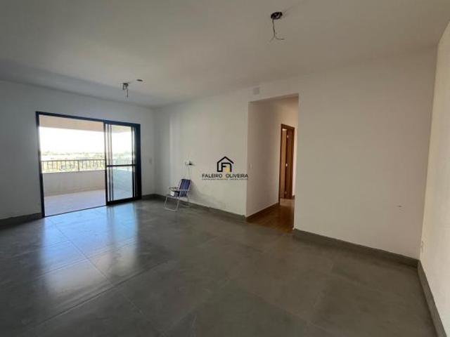 Apartamento à venda | Andar alto | Vista livre | 94 m² | 3 quartos 1 suíte | Faleiro&Oliveira