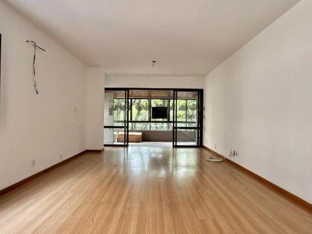 Apartamento à venda ao lado do hospital Moinhos de
