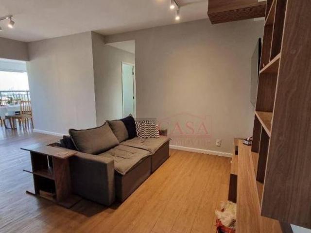 Apartamento à Venda ao Lado do Metrô. 3 dormitórios 1 suíte, Varanda, 2 Vagas de Garagem e Depósit