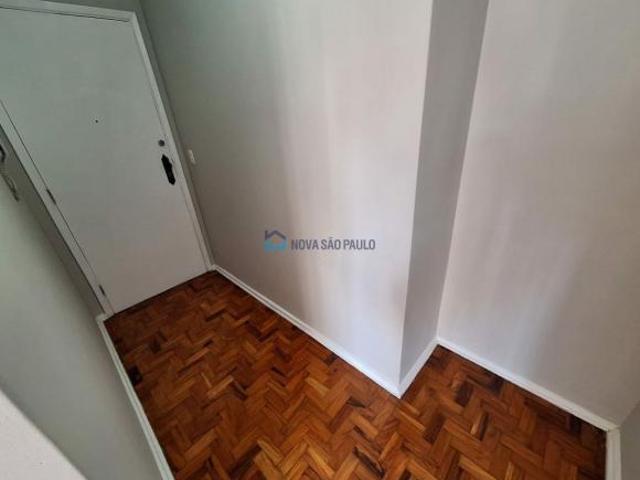 Apartamento à venda ao lado do Metrô Ana Rosa com 02 dormitórios e 01 vaga!