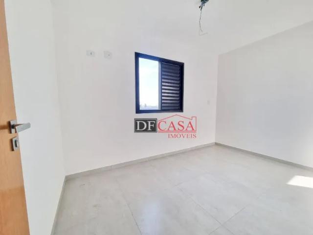 Apartamento a venda ao lado do metro Guilhermina