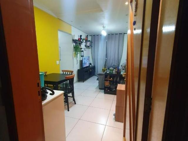 Apartamento à venda ao lado do metrô Penha