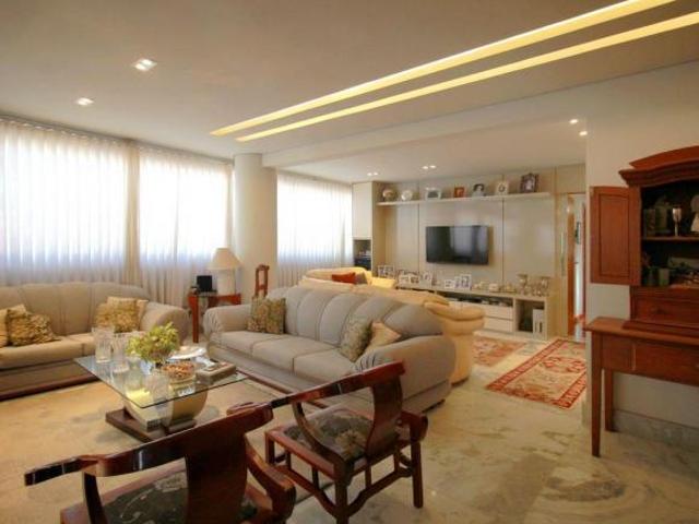 Apartamento à Venda Buritis, 5 Quartos, 200 m2
