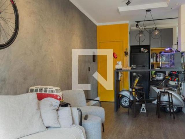 Apartamento à Venda Baeta Neves, 2 Quartos, 60 m2