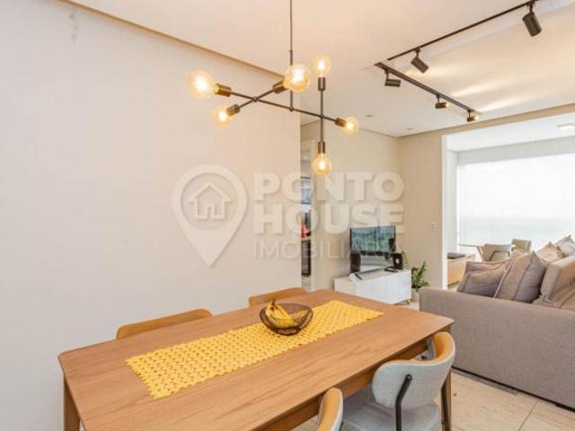 Apartamento à venda, bairro Vila das Mercês, 2 dormitórios, 1 suíte, varanda