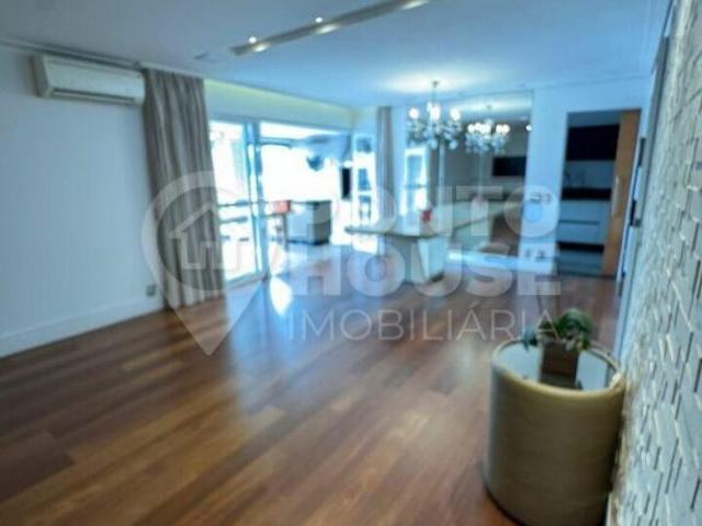 Apartamento à venda bairro Bosque da Saúde de 3 dormitórios, 3 suítes e 2 vagas