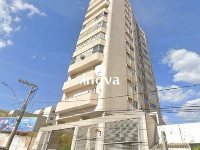 Apartamento a venda, bairro Centro
