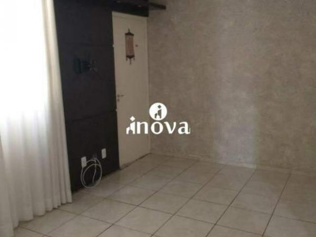 Apartamento a venda, bairro Fabrício