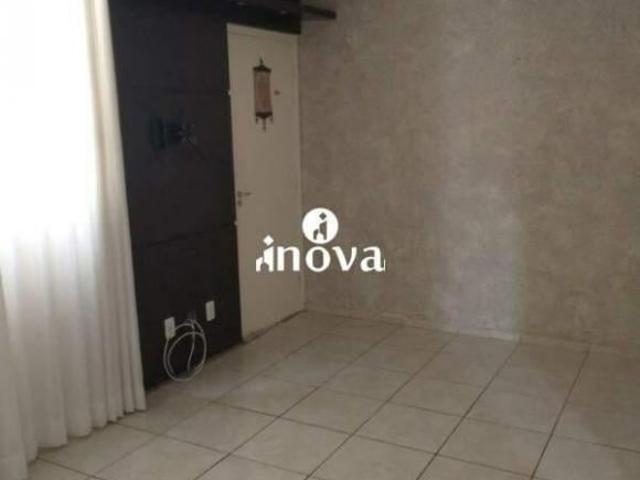 Apartamento a venda, bairro Fabrício