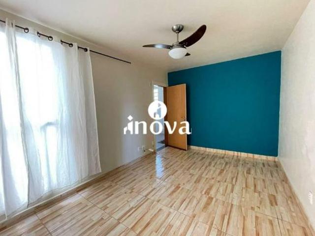 Apartamento a venda, bairro Fabrício