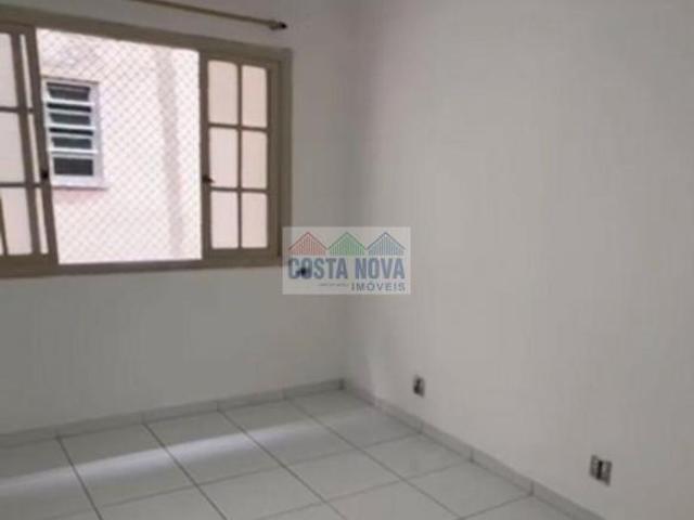 Apartamento á venda, bairro Gonzaga, 2 dormitórios, 1 suite
