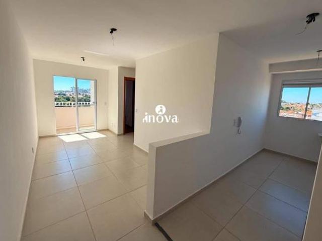 Apartamento a venda, bairro Jardim do Lago