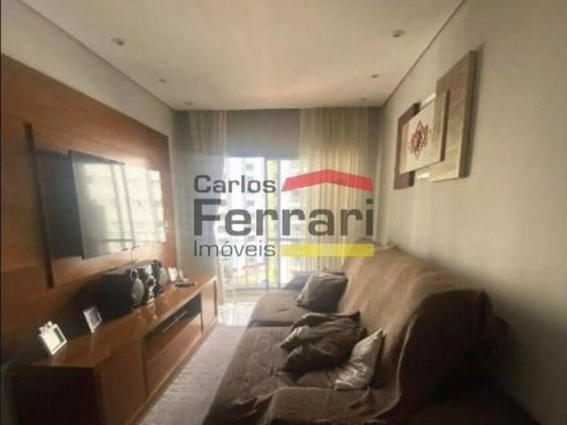 Apartamento a venda, bairro Santa Teresinha, 3 dormitórios sendo 1 suíte, 01 vaga
