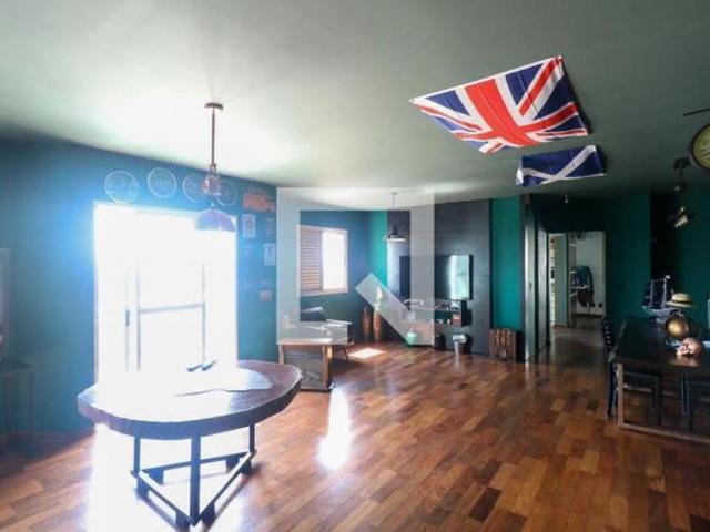 Apartamento à Venda Barcelona, 1 Quarto, 141 m2