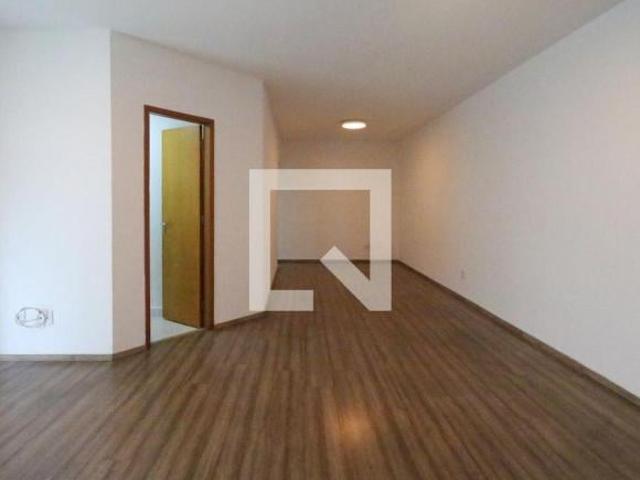 Apartamento à Venda Barcelona, 3 Quartos, 129 m2