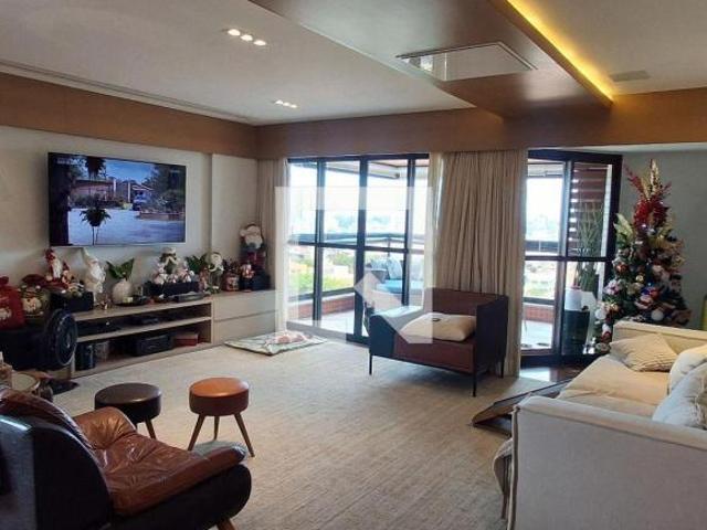 Apartamento à Venda Barcelona, 3 Quartos, 167 m2