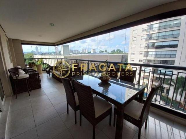 Apartamento á venda Barra Funda 03 dormitórios, 02 garagens Lazer total 160m²