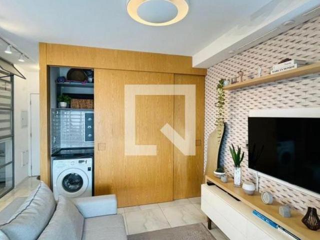 Apartamento à Venda Barra Funda, 2 Quartos, 51 m2