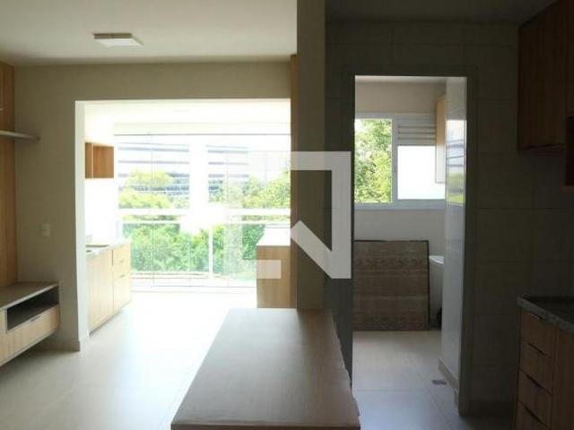 Apartamento à Venda Barra Funda, 2 Quartos, 65 m2