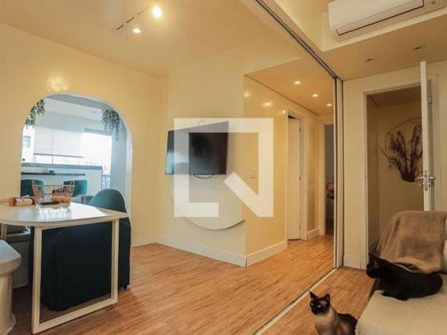 Apartamento à Venda Barra Funda, 2 Quartos, 70 m2