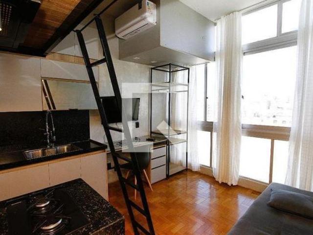 Apartamento à Venda Barro Preto, 1 Quarto, 30 m² Belo Horizonte