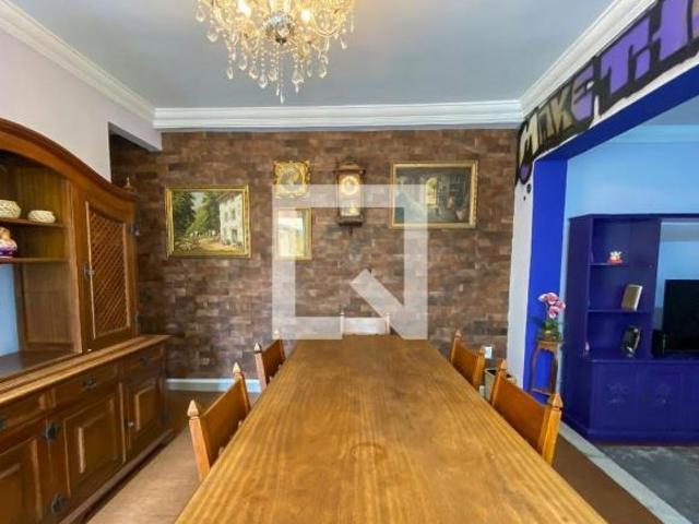 Apartamento à Venda Barro Preto, 3 Quartos, 180 m2