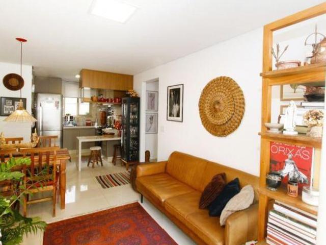 Apartamento à Venda Barroca, 2 Quartos, 200 m2