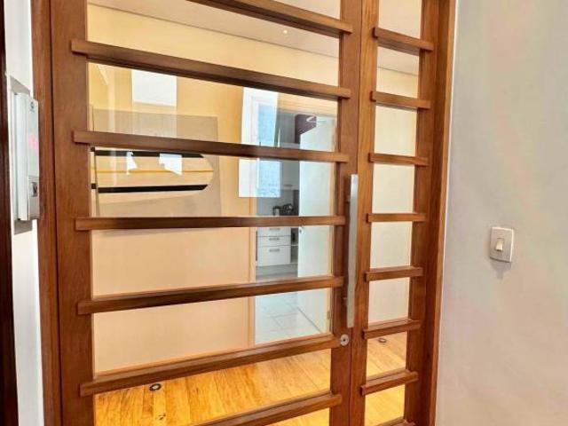 Apartamento à Venda Beira Mar na Pitangueiras no Guarujá | QVista Inteligênci.