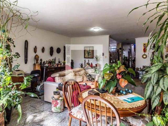 Apartamento à Venda Bela Vista, 2 Quartos, 210 m2