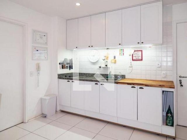 Apartamento à Venda Bela Vista, 2 Quartos, 48 m² São Paulo