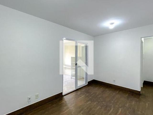 Apartamento à Venda Belém, 2 Quartos, 65 m2