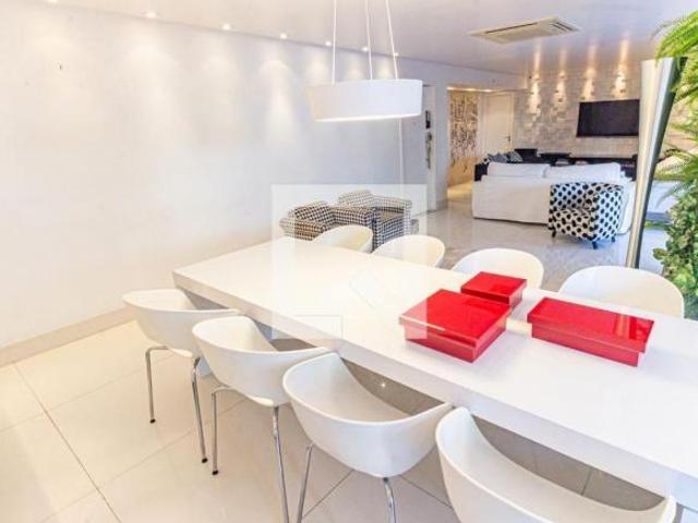 Apartamento à Venda Belém, 3 Quartos, 157 m2