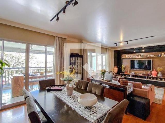 Apartamento à Venda Belém, 3 Quartos, 190 m2
