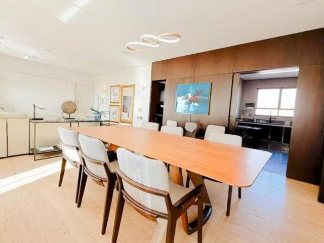 Apartamento à Venda Belvedere, 4 Quartos, 147 m2