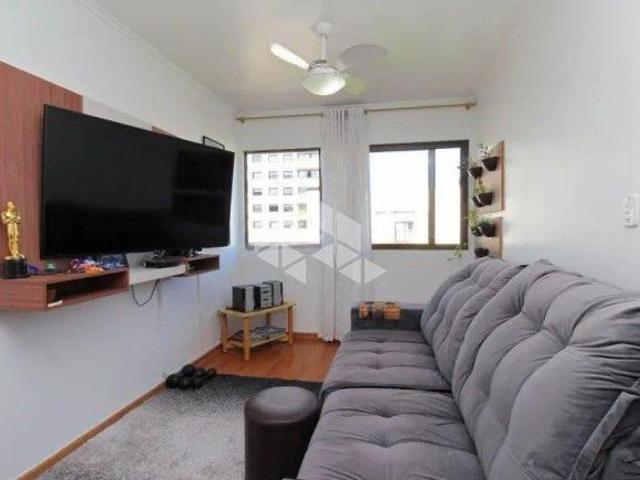 APARTAMENTO À VENDA BEM PRÓXIMO À PUC, DE FRENTE, COM 1 DORMITÓRIO, CHURRASQUEIRA E VAGA DE GARAGEM