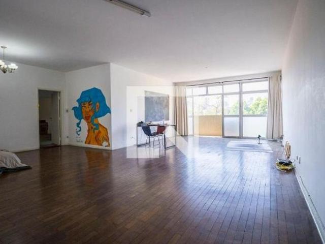 Apartamento à Venda Bom Retiro, 2 Quartos, 200 m2
