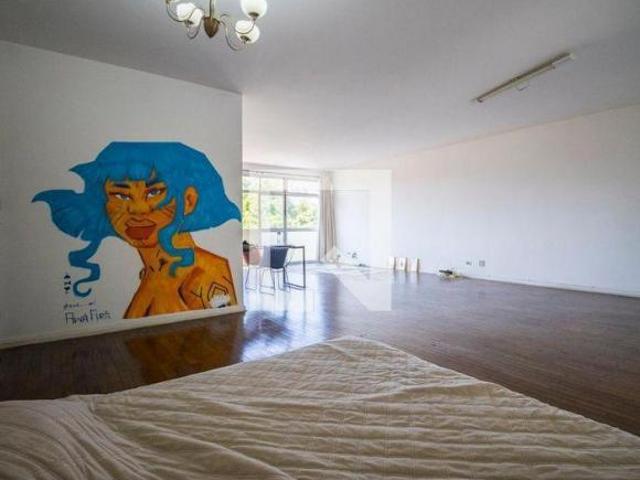 Apartamento à Venda Bom Retiro, 2 Quartos, 200 m2