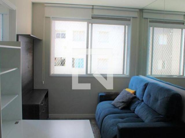 Apartamento à Venda Bom Retiro, 2 Quartos, 34 m2