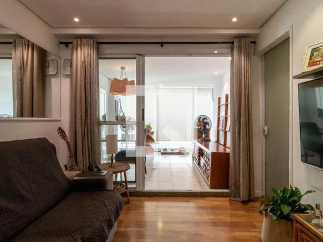 Apartamento à Venda Bom Retiro, 2 Quartos, 69 m2
