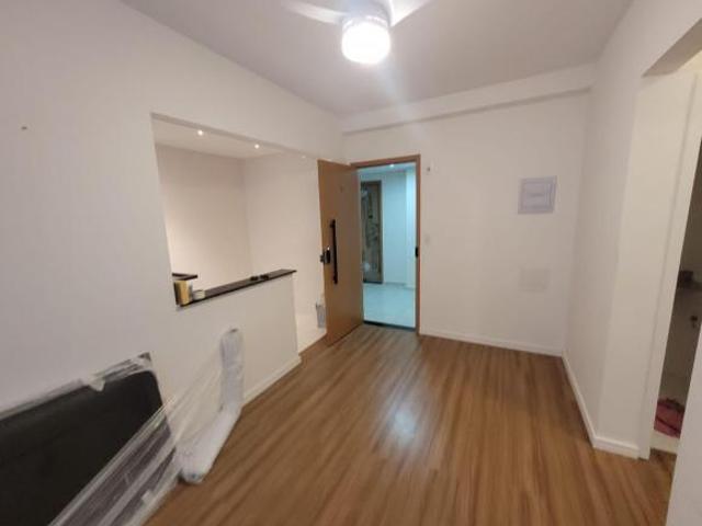Apartamento á venda Boqueirão 2 Dormitórios sendo 1 suíte 520 Mil