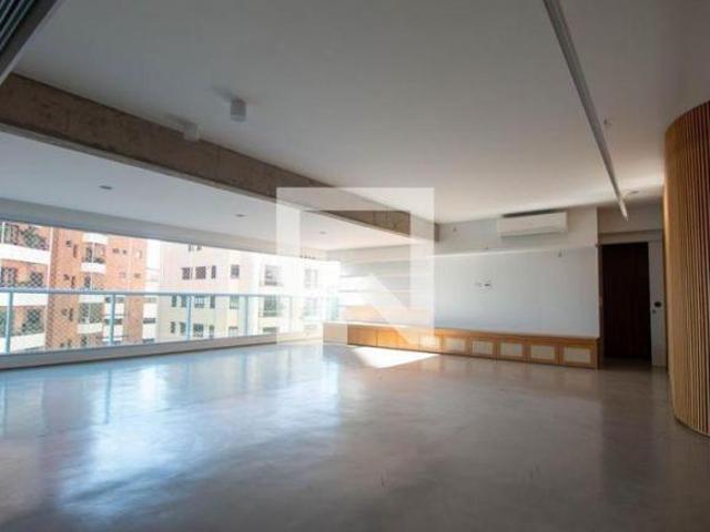 Apartamento à Venda Brooklin, 1 Quarto, 164 m2