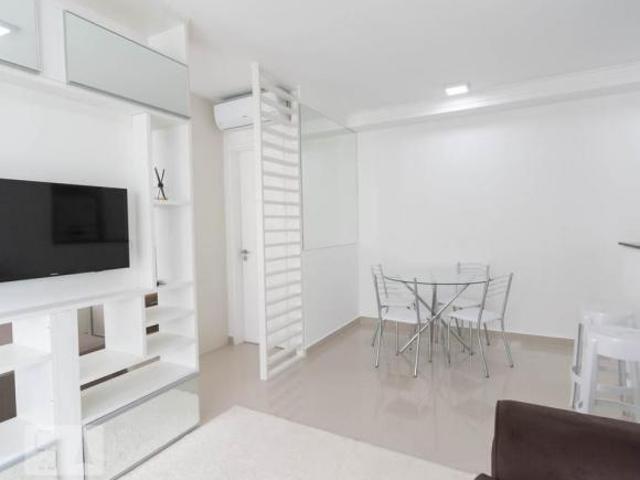 Apartamento à Venda Brooklin, 1 Quarto, 50 m2