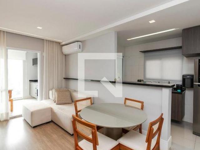 Apartamento à Venda Brooklin, 1 Quarto, 70 m2